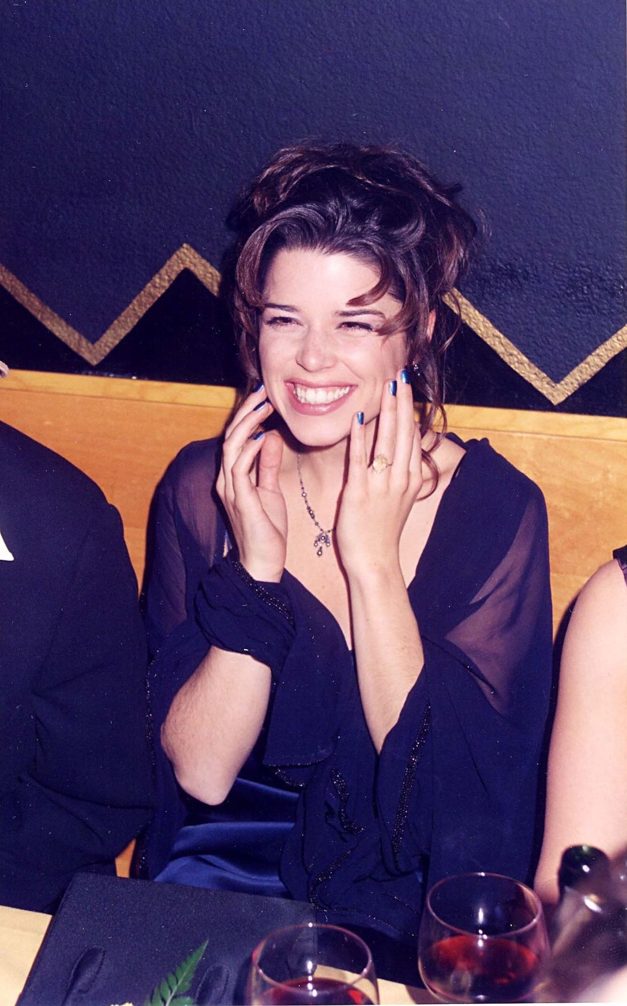 December 18: "Scream" Los Angeles Premiere - 003 - Neve Campbell Web ...