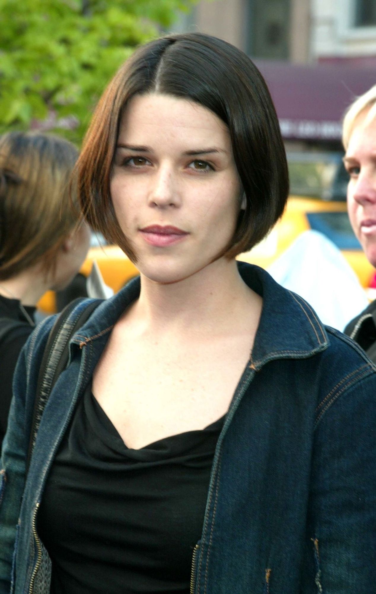 April 23: "Hollywood Ending" New York Premiere - nevecampbellweb010 ...